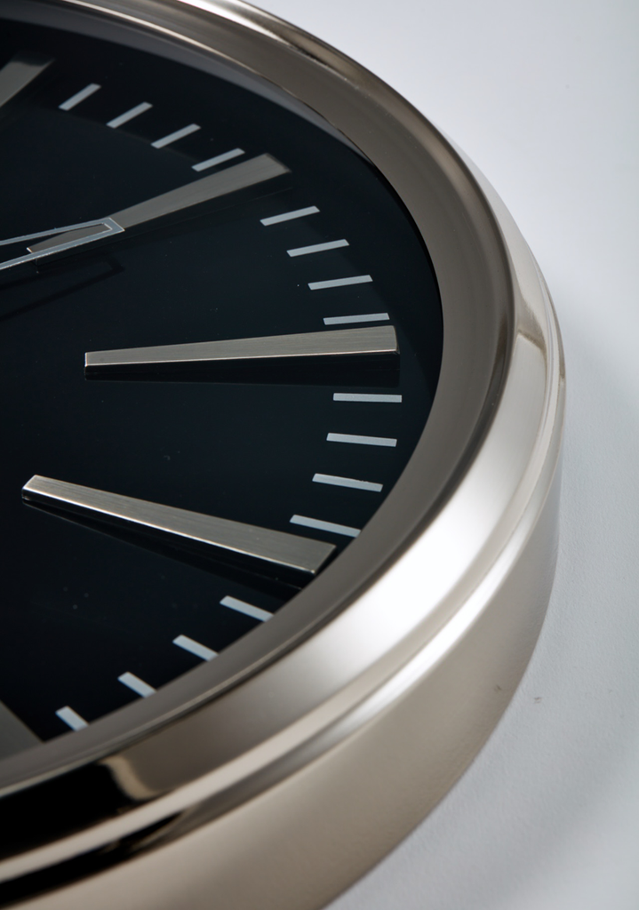 Sentry Wall Clock | Black – Nixon US